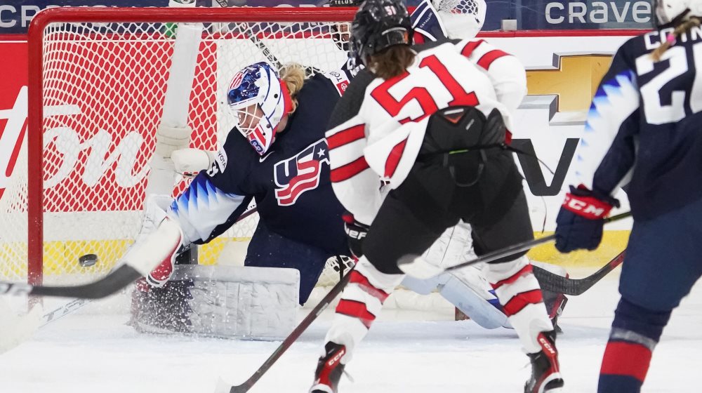 IIHF - Canada wins statement game