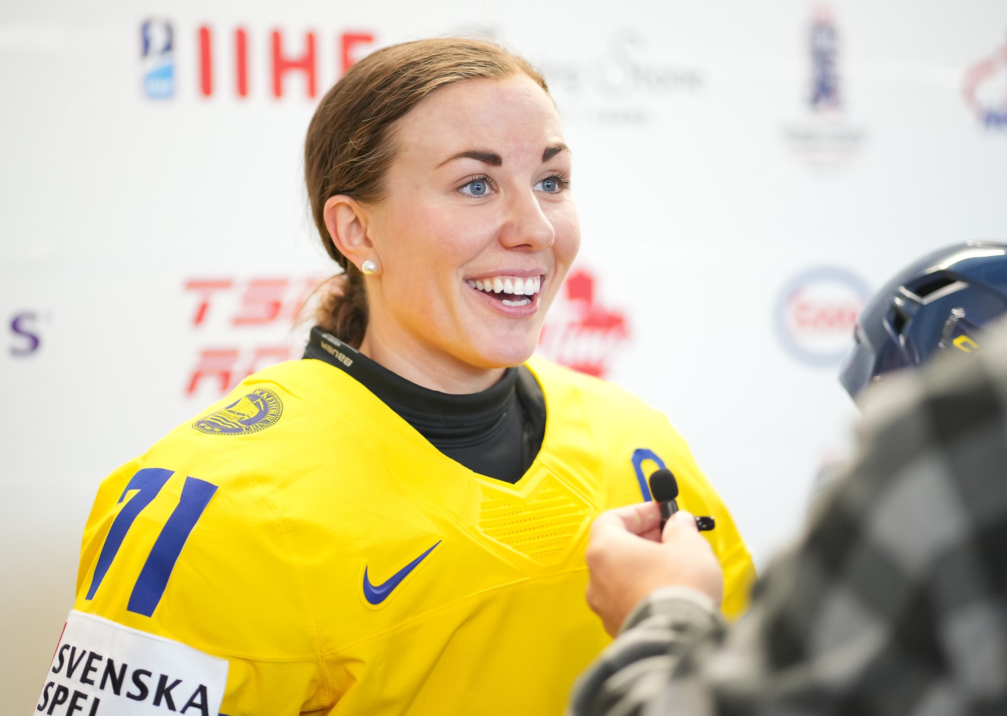 IIHF - Gallery: SWE vs CHN 2024 IIHF Women's World Championship