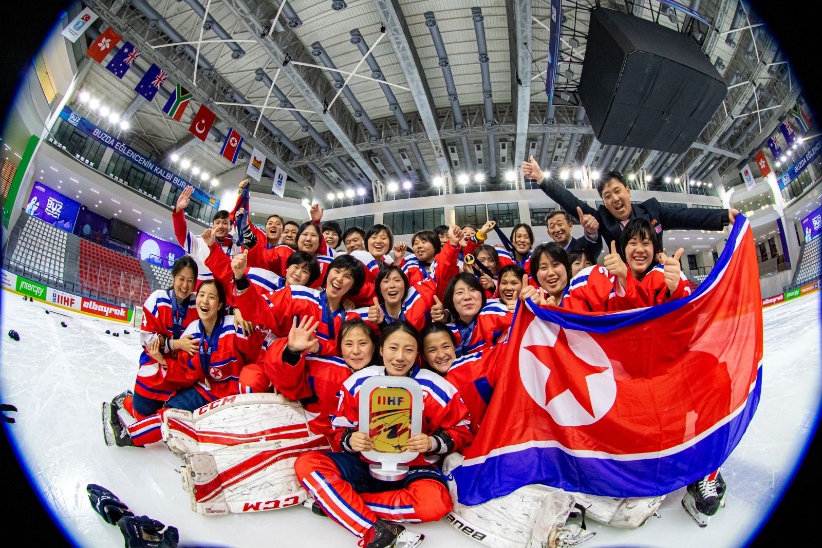 IIHF - Jang scores golden goal