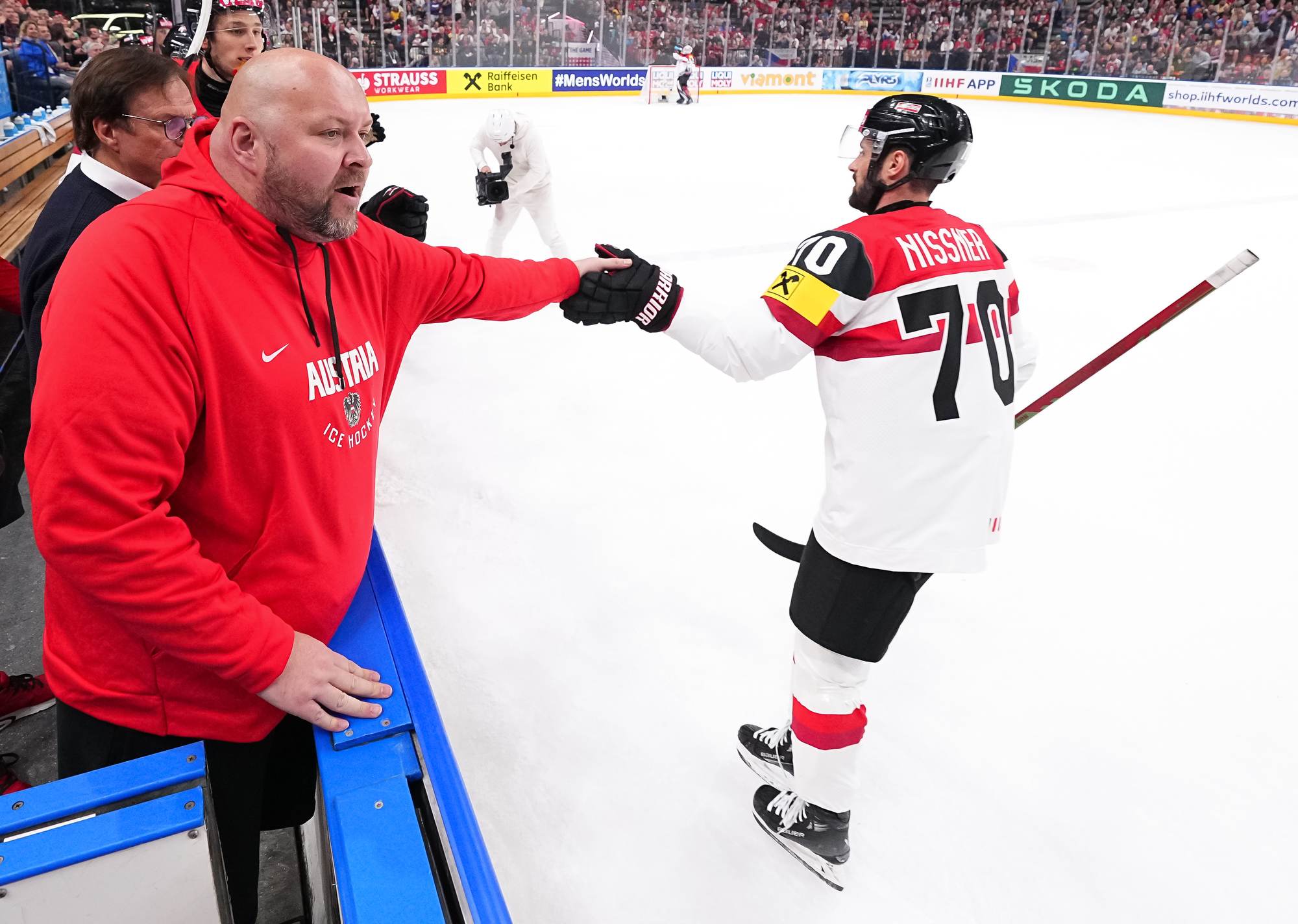 IIHF - Austrian push falls just short