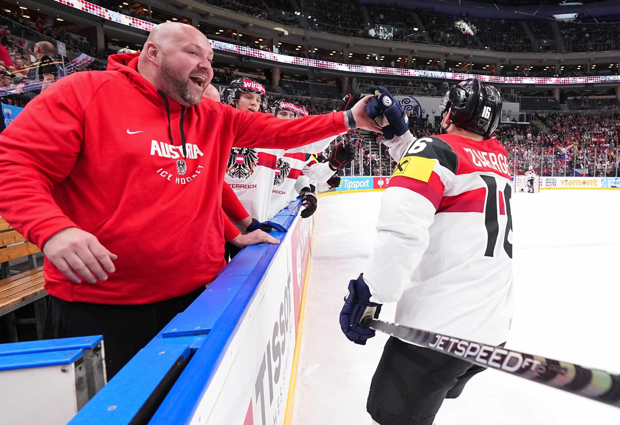 IIHF - Austrian push falls just short
