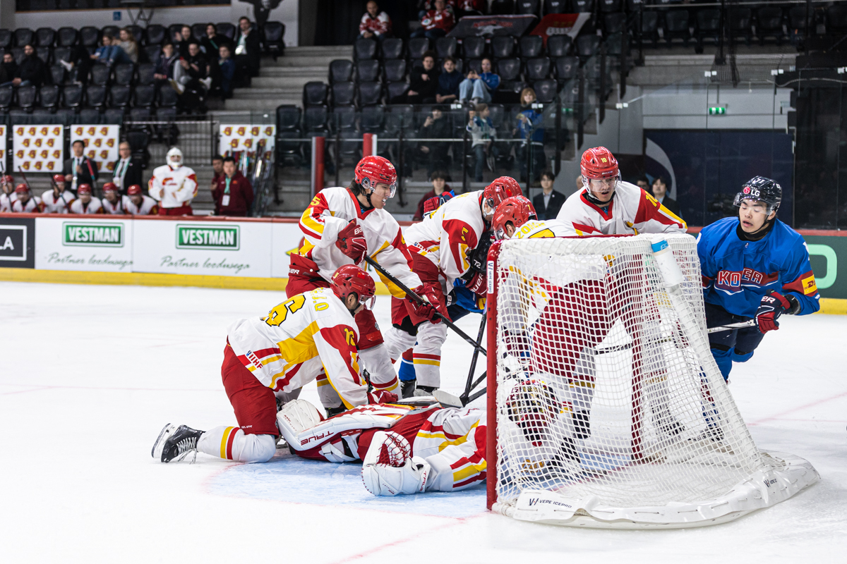 IIHF - Gallery: Korea vs China - 2025 IIHF WM Division I, Group B