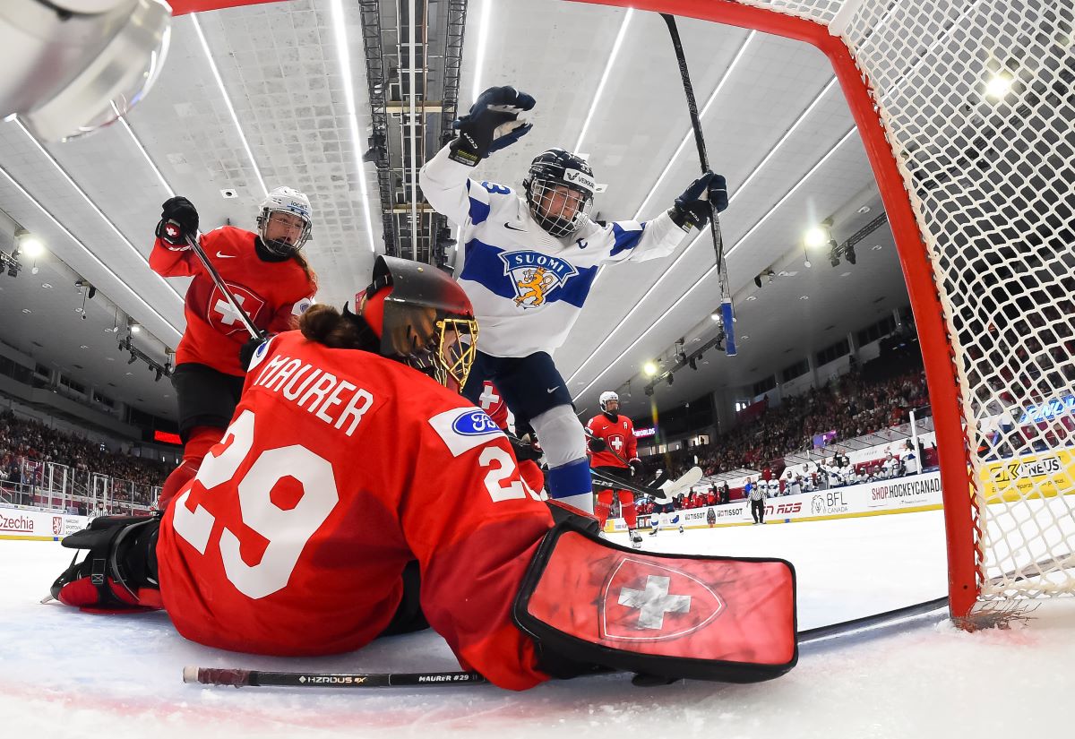 IIHF - Karvinen sets record in Finnish win