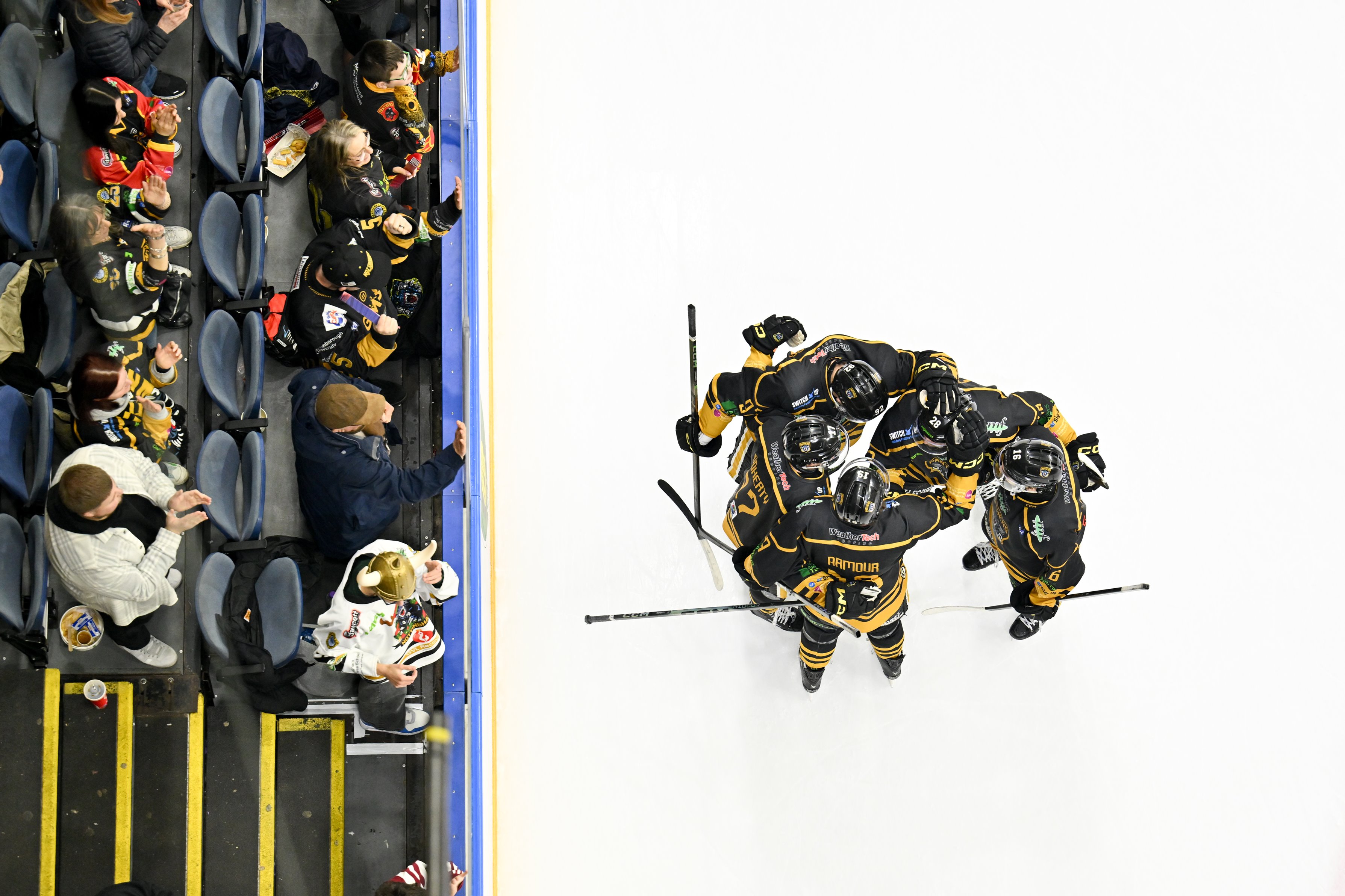 IIHF - East meets West in Conti Cup final