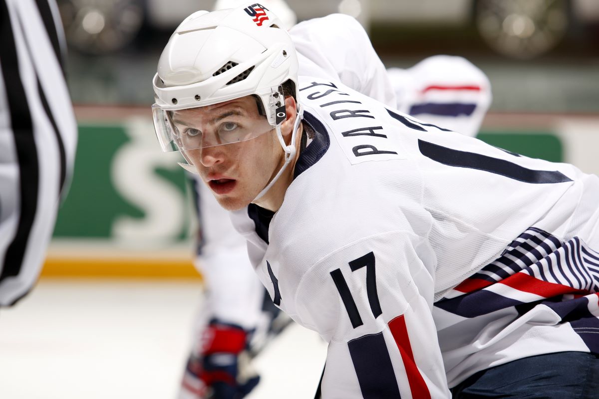 IIHF - Zach Parise honoured by U.S. Hockey Hall of Fame