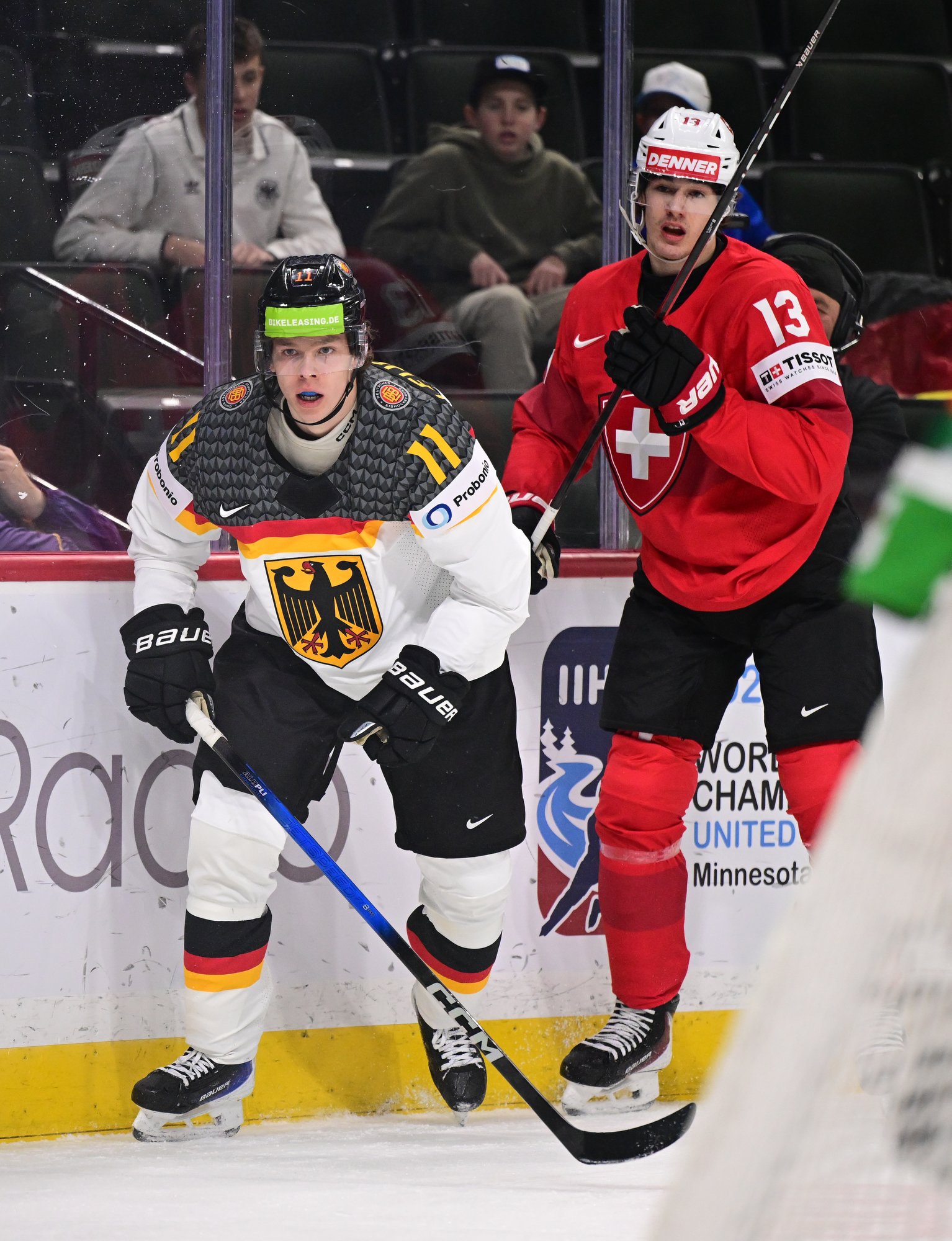 IIHF - Swiss make quarter-finals