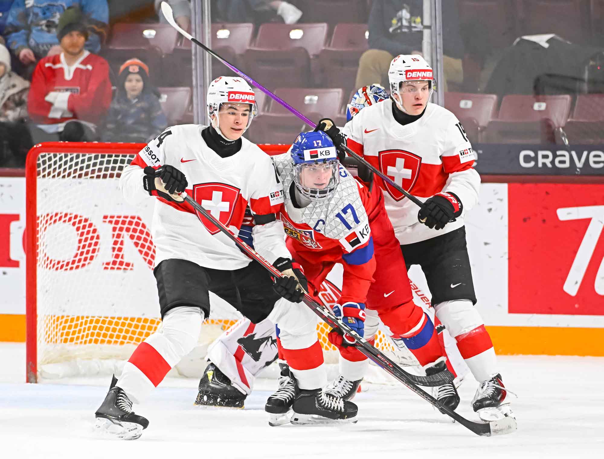 IIHF - Czechs take out tough Swiss