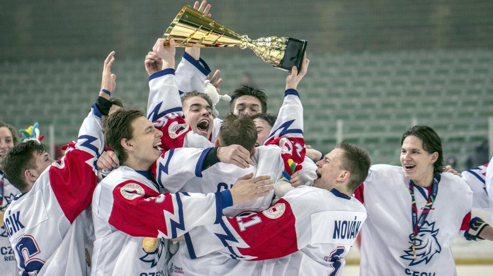IIHF - Czechs win hearts in Sarajevo